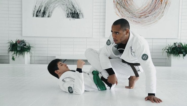 Leg Trap to Diving Leg Drag to Pass De La Riva Guard