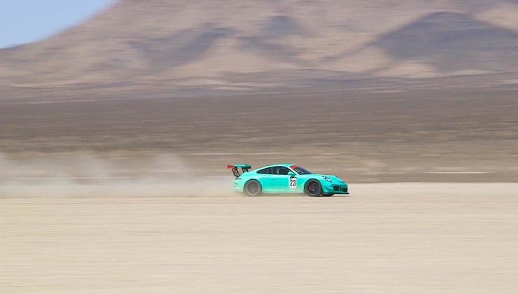 Learn to capture panning shot for commercial car photography