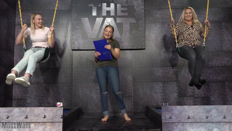 The Vat Water Poppy vs Amie Casual Clothes | MostWam