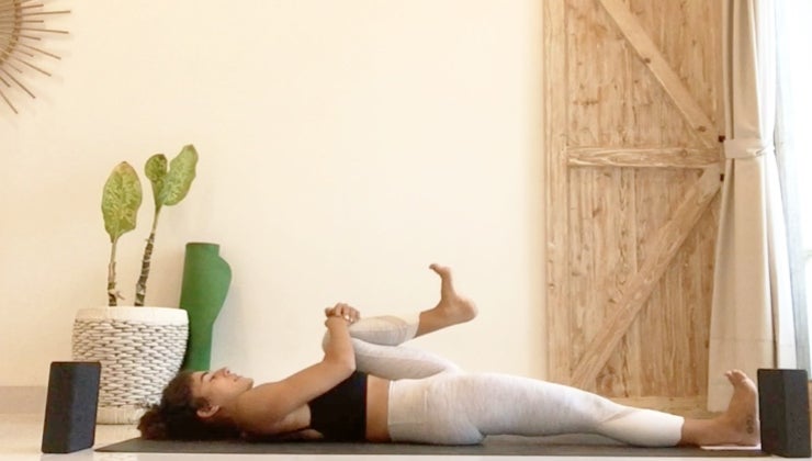 Seated Hip Mobility Drills - Yoga for Runners HQ | Yoga for Runners HQ