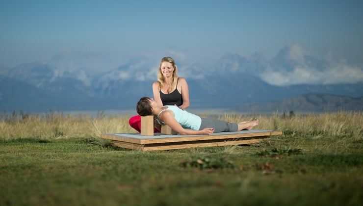 Online Class: Moving Meditation - YogaToday.com