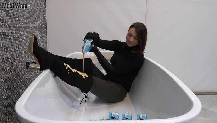 A Lovely Custard Bath | MostWam