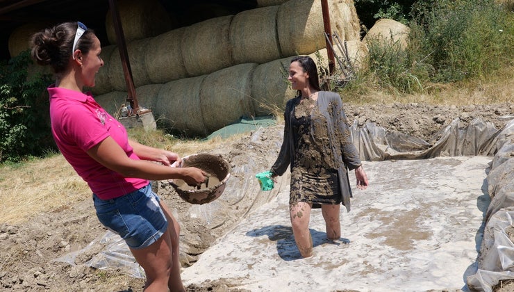 Arna and a lot of mud - T1062c3 | WAM TV