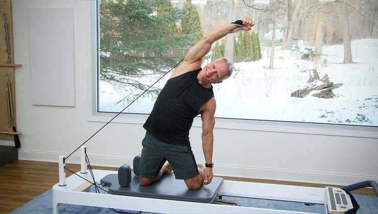 5MR - 5 Minute Reformer Workout - Side Kneeling Variations
