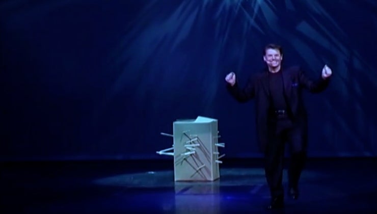 Cardboard Box Illusion - Russ Stevens