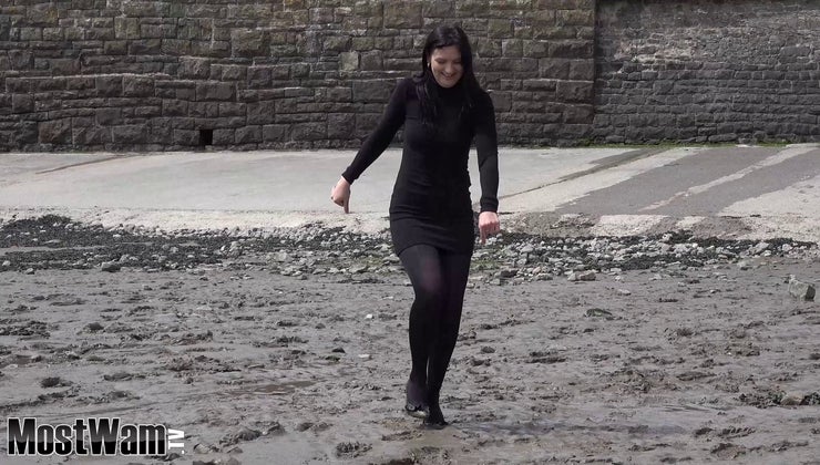 Char In The Mud In An LBD | MostWam