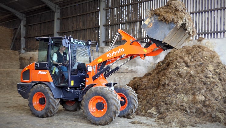 Kubota R090 Pivot Steer Loader: REVIEW | LandPowerTV