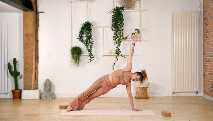 YOGA SCULPT & BOOST