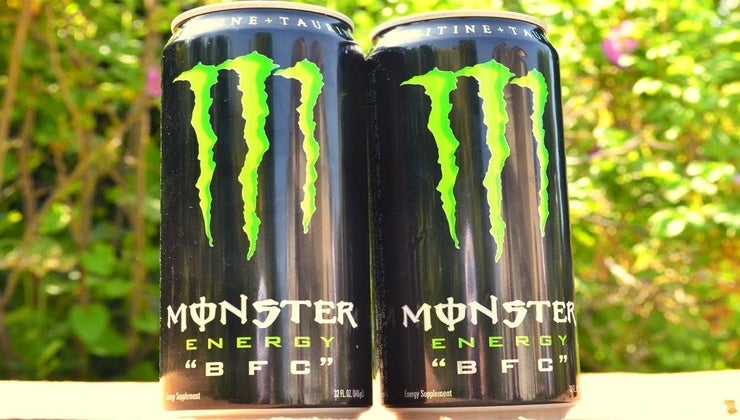 32 oz Monster "BFC" Chug Challenge | Where's My Challenge