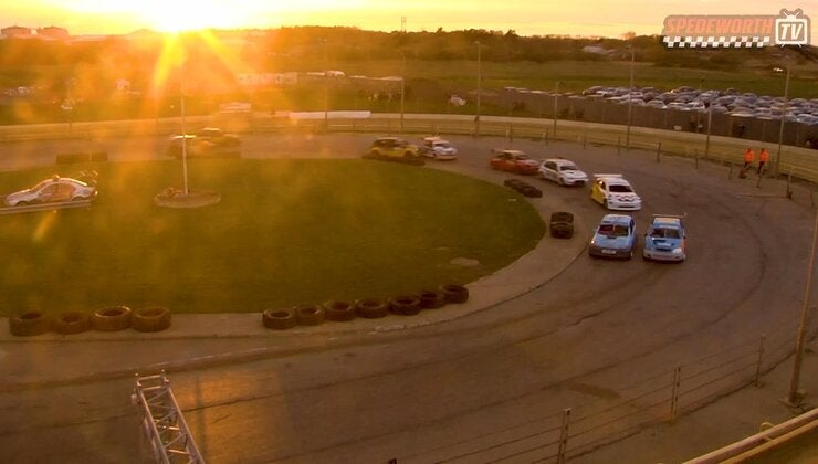 Yarmouth 13th April 2023 Front Wheel Drive Hot Rods Heat 1 | Spedeworth TV