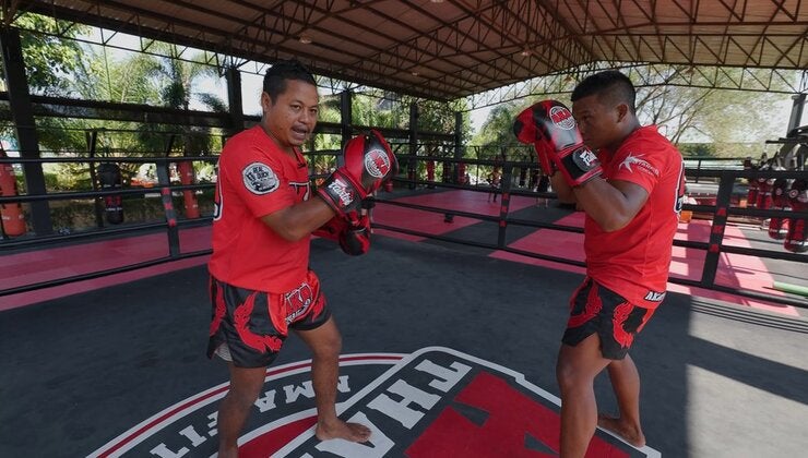 Spinning Back Elbow Setup - Intermediate Technique