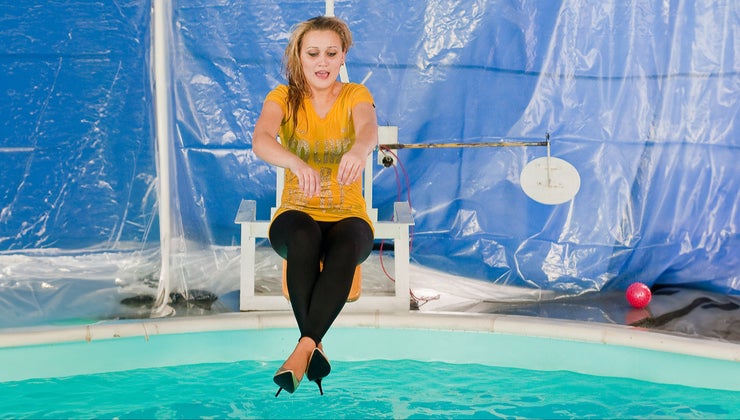 Monika, dunked in the pool - T490c2 | WAM TV