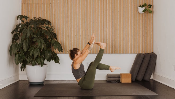 September 25 | 45-min. Int/adv. Vinyasa Toe Taps + Handstand Drills