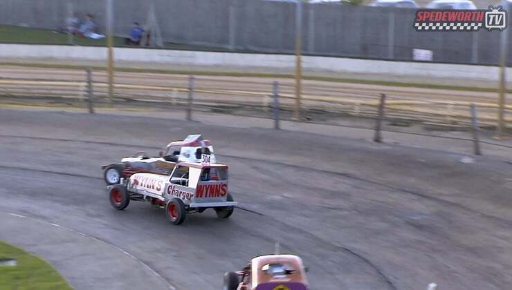 11. Old Skool Superstox Final | Spedeworth TV