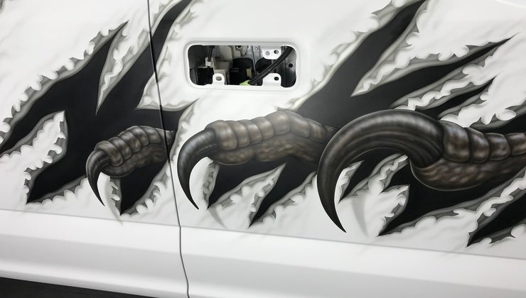 How to airbrush claws and torn metal on a truck | Airbrush University