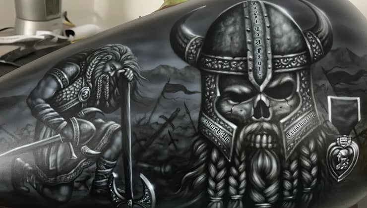 How to airbrush a detailed skull, warrior, and battle scene | Airbrush ...