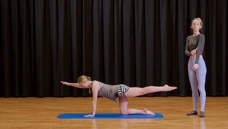 Pilates: Shoulder Challenge with Felicity