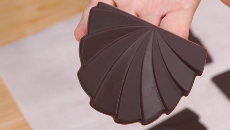 Les Embouts De Bûches Moulés Structurés