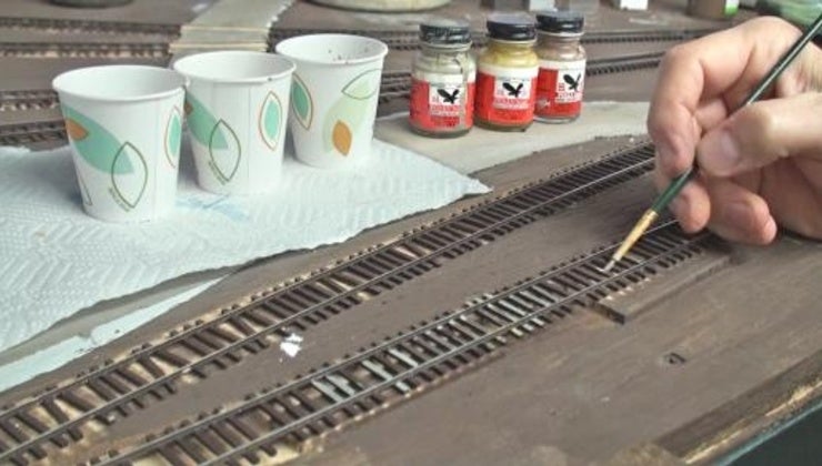 Scenery Modeling Outside the Box - Weathering track