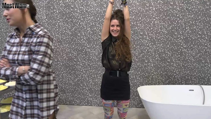 Alice's Messy Restraint | CustomWam