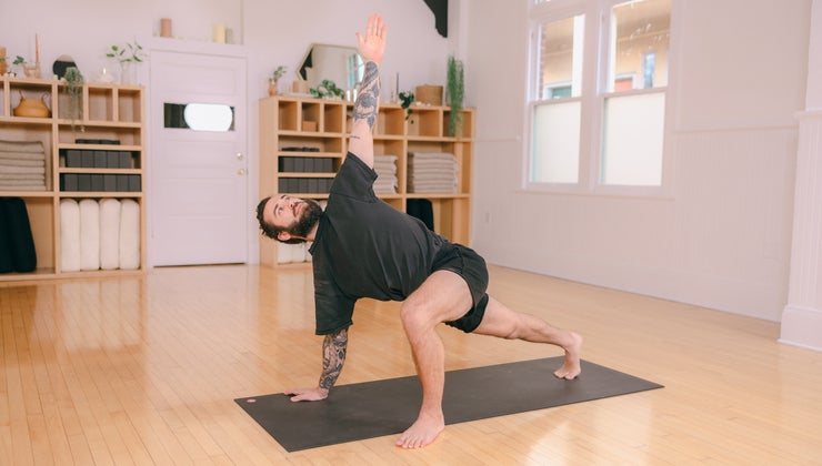 Vinyasa : Building Capable Hips