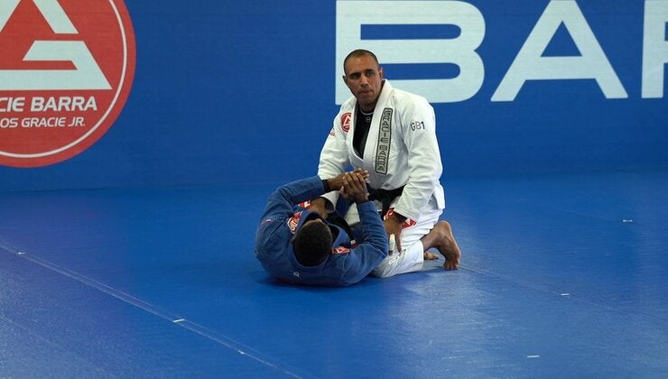 Knee Bar from Top Half Guard