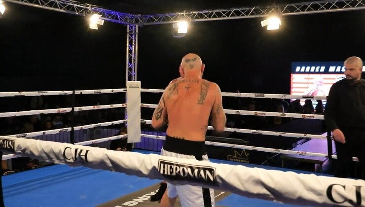 Darren Macca Vs Carl Sweeney - Boxing Bout On Champions Boxing League ...