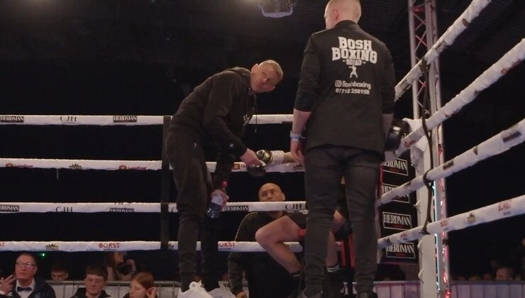 Jon Barber Vs Luke Grainger - Boxing Bout On Champions Boxing League ...