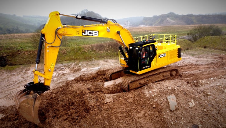 JCB 370X Excavator: FIRST IMPRESSION | LandPowerTV