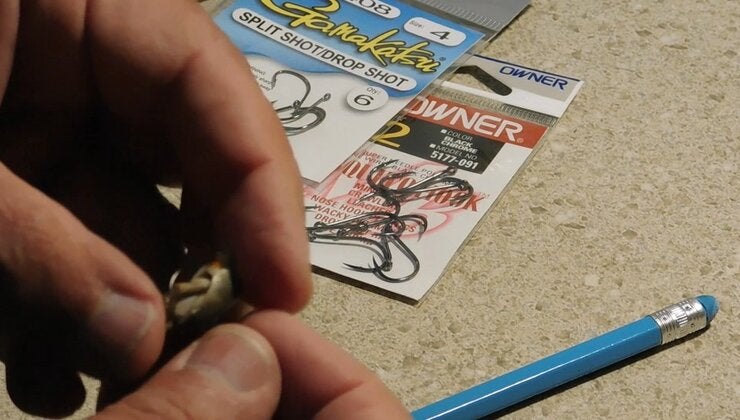 How To Hook Sand Crabs for Surf Fishing | Your Saltwater Guide