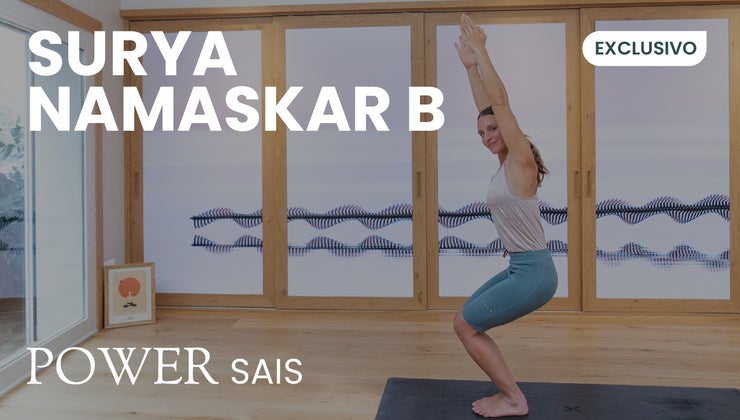 Surya namaskar B. Power con Sais