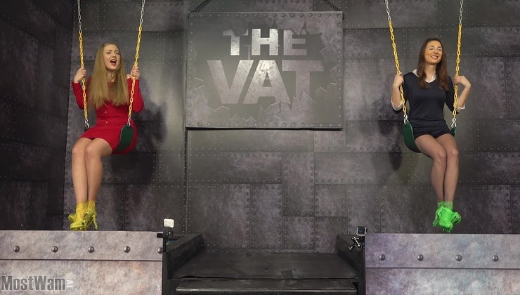 The Vat Casey Verses Amber 2 Giant Slime Vats | MostWam
