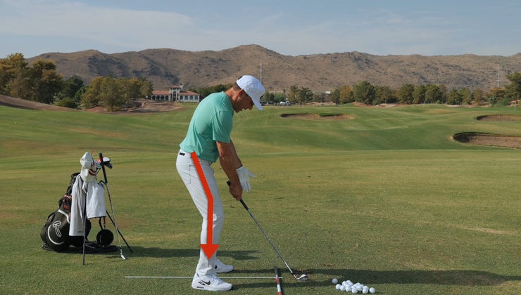 How to Waggle Your Way to Better Ball Striking
