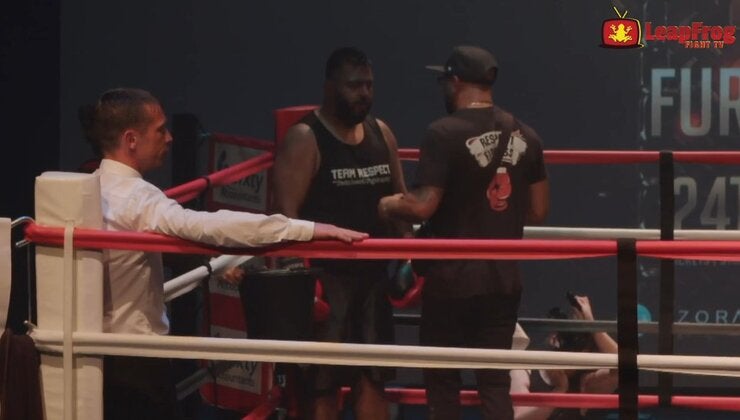 Biggie Singh Vs Mikyle Furhan | Heavyweight Boxing Bout | Y5ive Fight ...