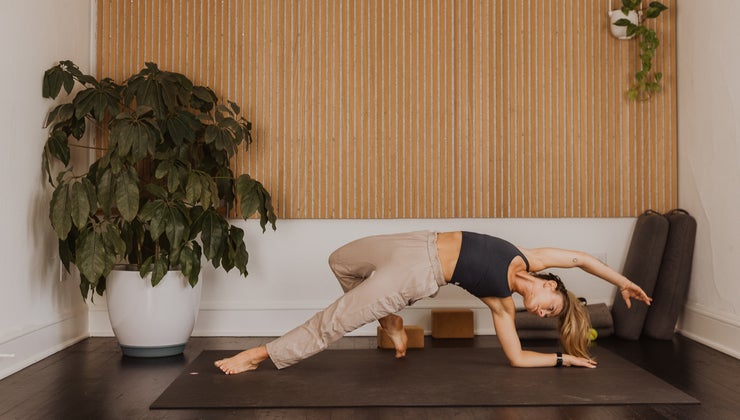 October 28 | 70-min. Full-Body Strong + Bendy w/a Short Meditation