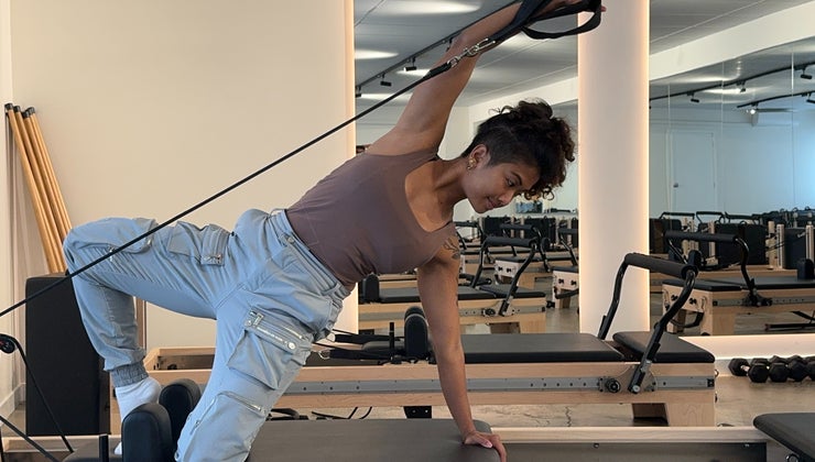 Short Block • Building to Side Plank 2 Ways + 1G with Renee • INT ...