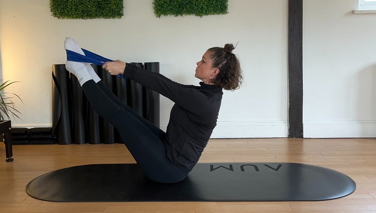 Mat Movement: Beginner Mat w/ Band with Emma • BEG • October 21st, 2024