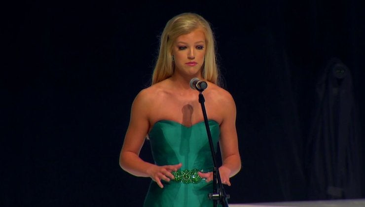 Kassidy Bell - Evening Wear : On Stage Question at 2018 Miss Arkansas ...