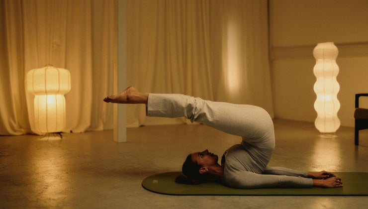 Day 11 - Slow Flow With Weights - 24 Days of Pilates 5.0