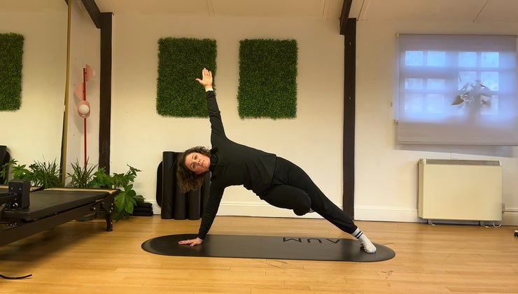 Short Block • Mat Movement: Thighs Strength & Stretch with Emma • INT ...