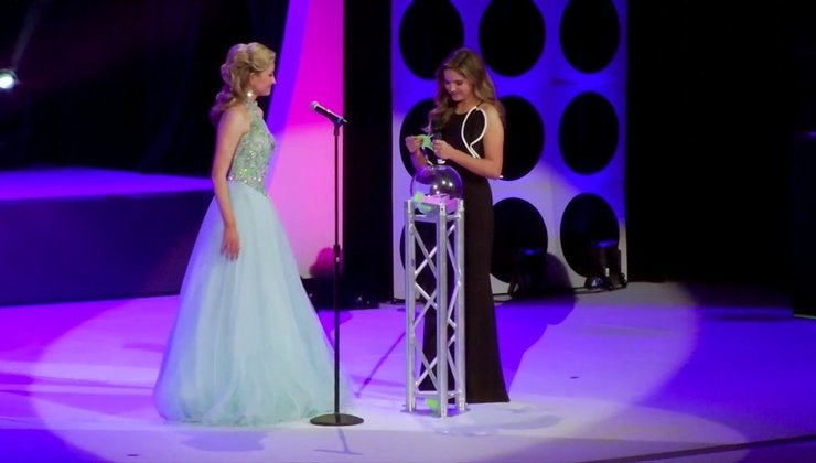 Alyssa Payne - Top 11 - Evening Wear & On-Stage Question at 2019 Miss ...