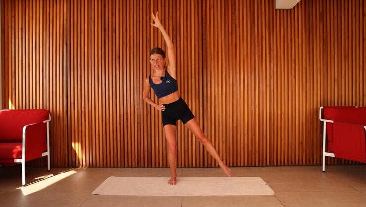 30 Minute Full Body Pilates for Beginners | No Equipment Workout with ...