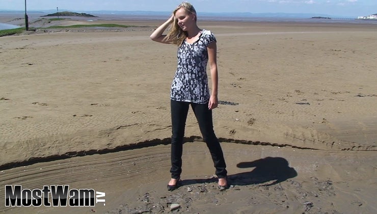 Lom_casual_jess_01 | MostWam