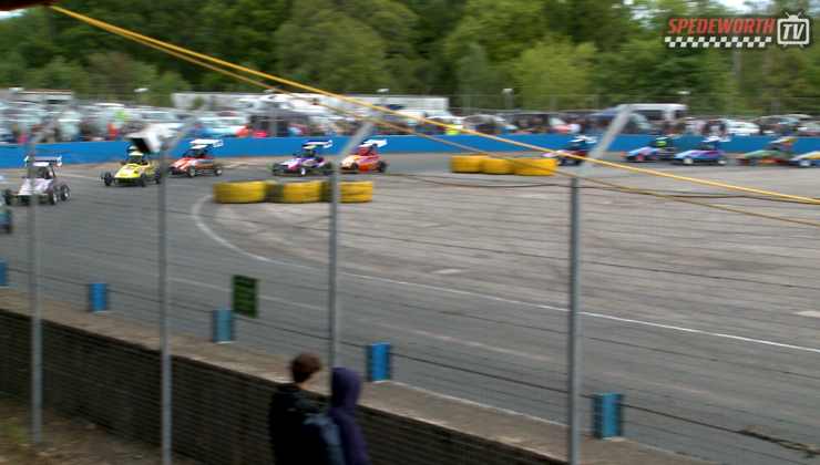 3. Super Twos Heat 1 | Spedeworth TV