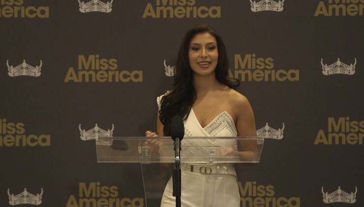 Miss New Mexico - Lianna Hartshorn | Pageants Live