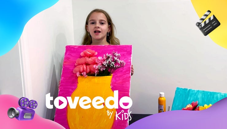Flower Vase Art | Toveedo