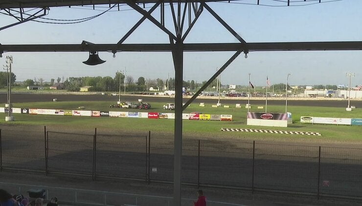 Live: 8/10/25 Pioneer Village Sprint Special from Worthington Speedway