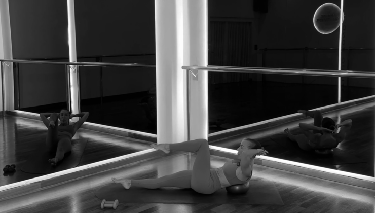 Friday | 40 Minutes Sweat Up | Total Form