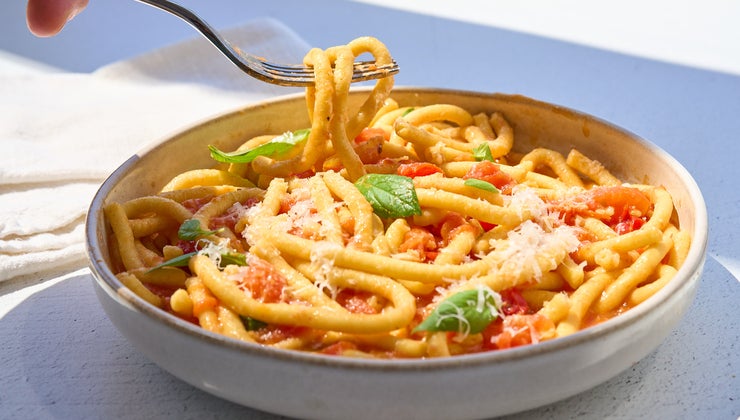 Homemade Bucatini with Fresh Summer Tomato Sauce
