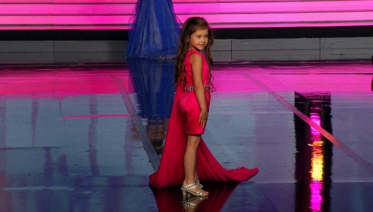 Taylinn Hooper At 2019 Unm Preliminary Runway Pageants Live